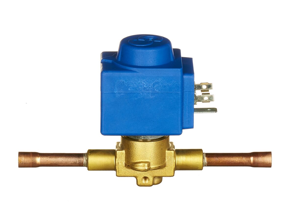 Castel Solenoid Valve 1/4" Solder 1028/2A7 from Reece